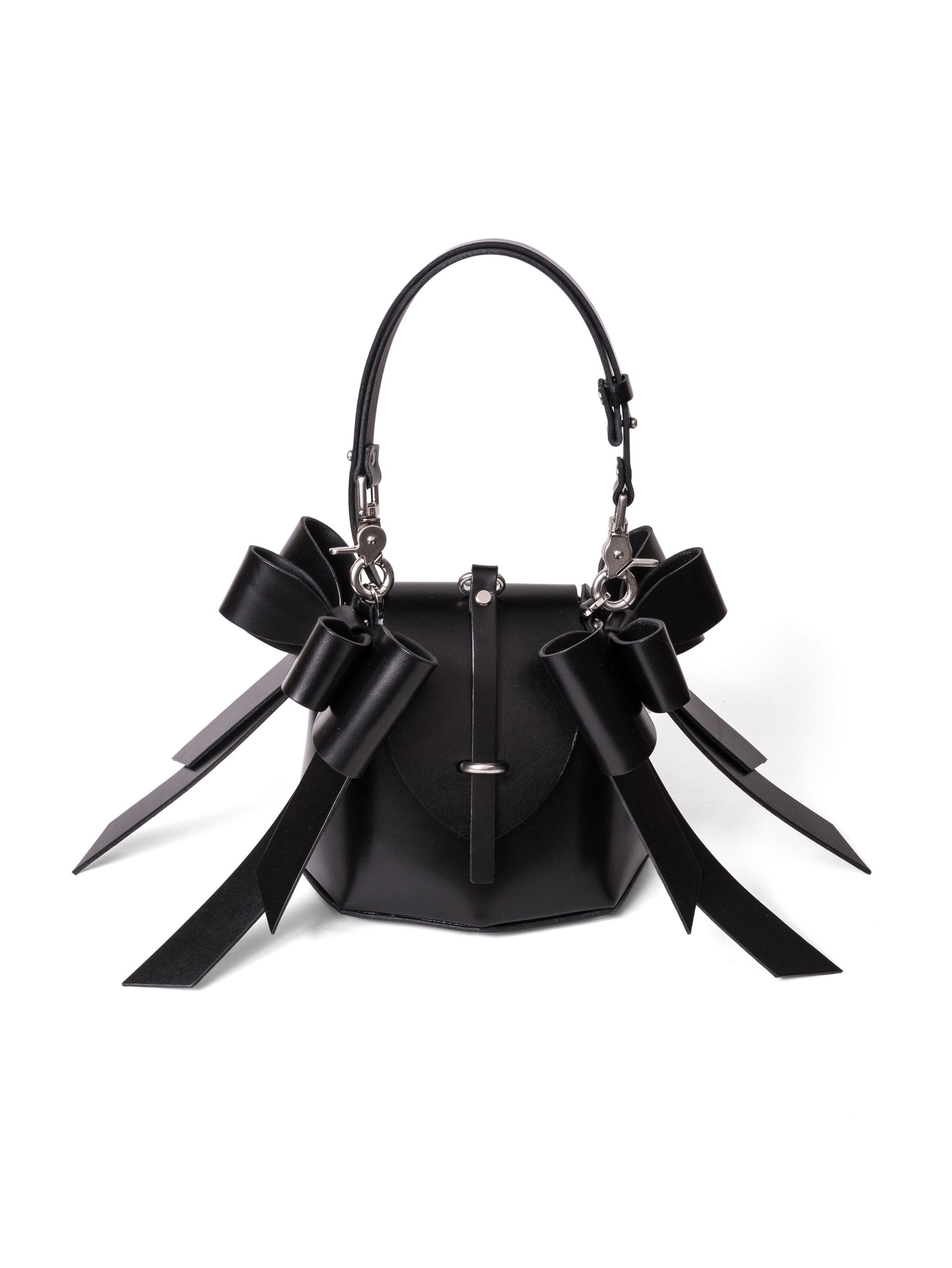 NEW ARRIVALS – Niels Peeraer